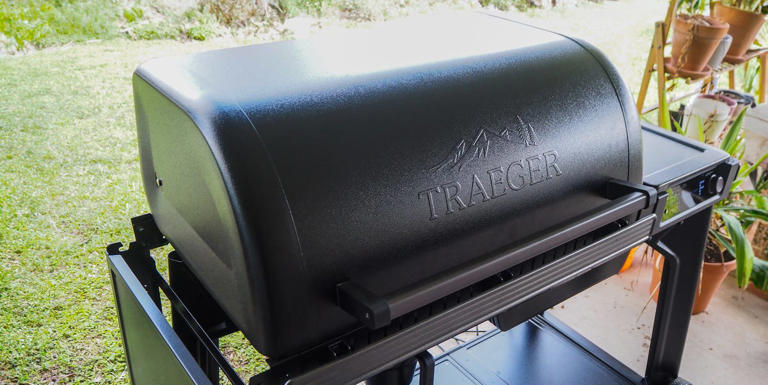 The Traeger Woodridge Pro is a Monster of a Smoker That's Easily Tamed