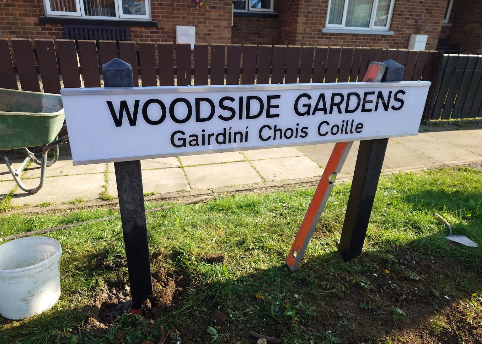 ‘Ludicrous’ Belfast bilingual street sign policy highlighted by ...