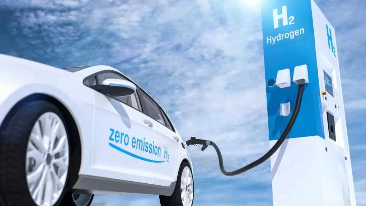 BPCL, Sembcorp form JV for green hydrogen, renewables