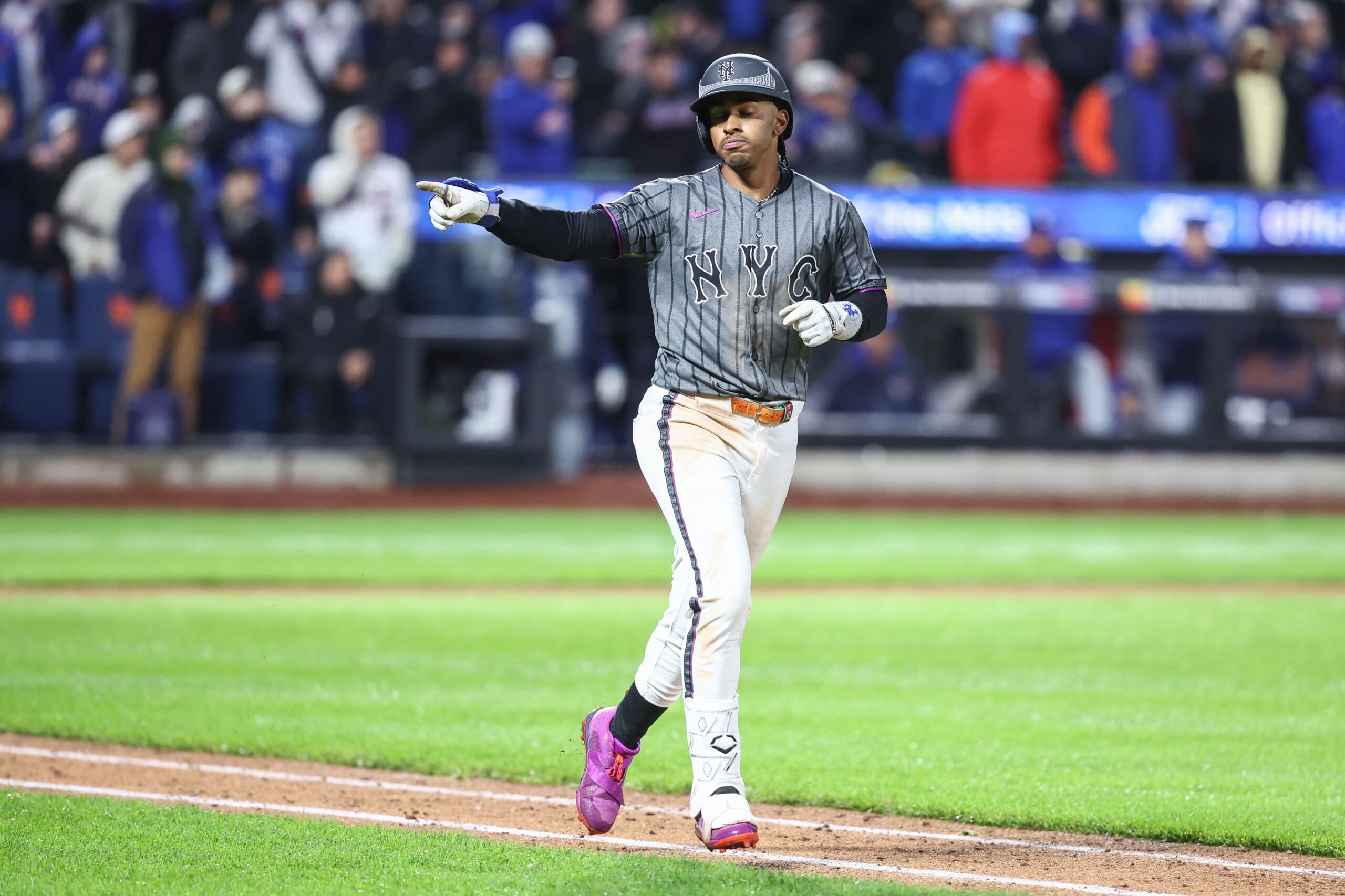 Mets superstar shortstop records 1,500th career hit