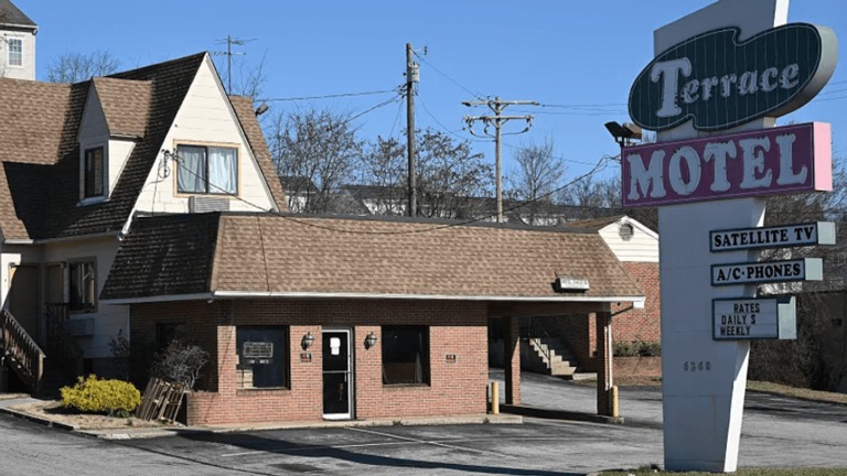 SUN: Hourly room rentals banned in Howard County motels, hotels