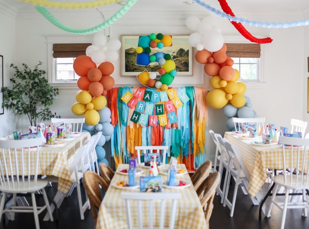 Kid’s Birthday Party Goodie Bags—Yay or Nay? Parents Weigh In