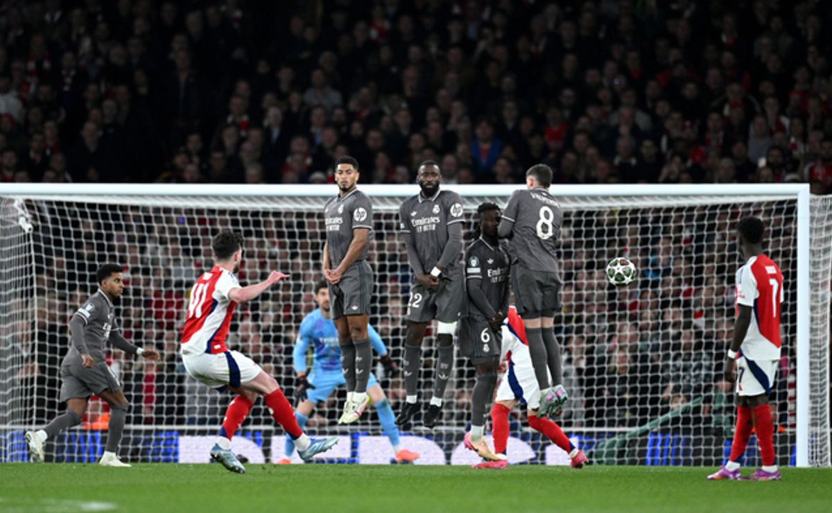 Los dos golazos de tiro libre de Declan Rice en el 3-0 del Arsenal vs ...