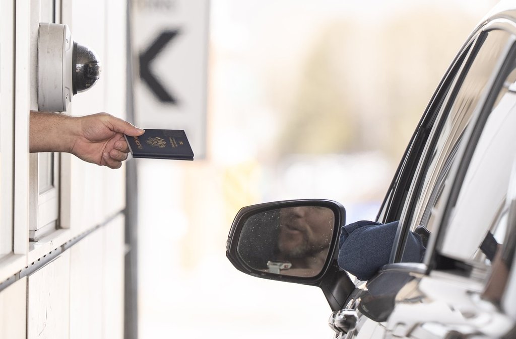 Can U.S. border guards search your phone? Your rights explained