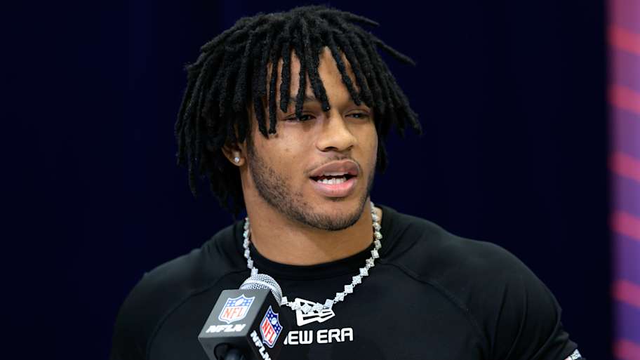 Omarion Hampton draft odds tell us it might be a two-team race for UNC ...