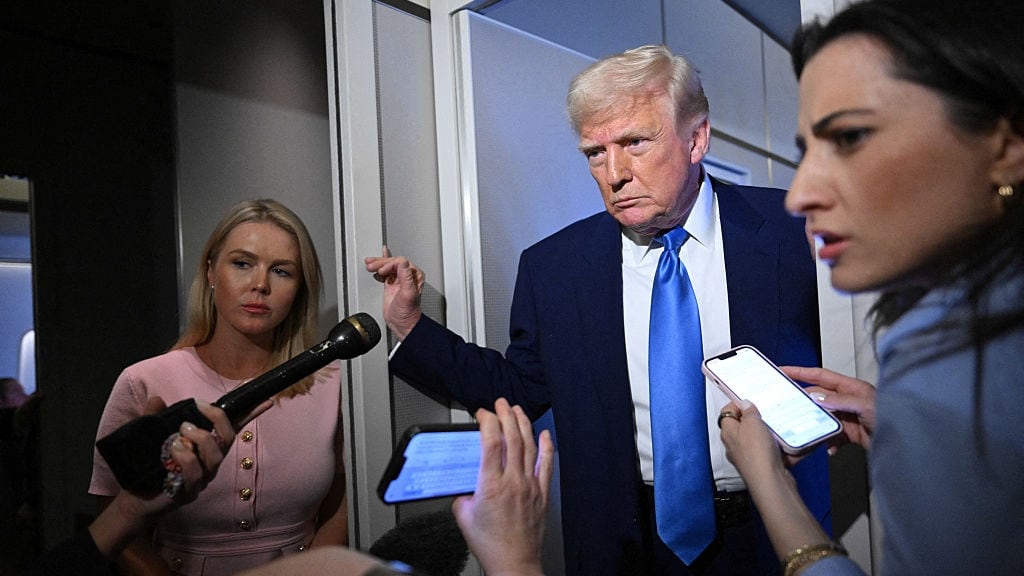 Trump-Appointed Judge Defies Him on AP’s White House Access