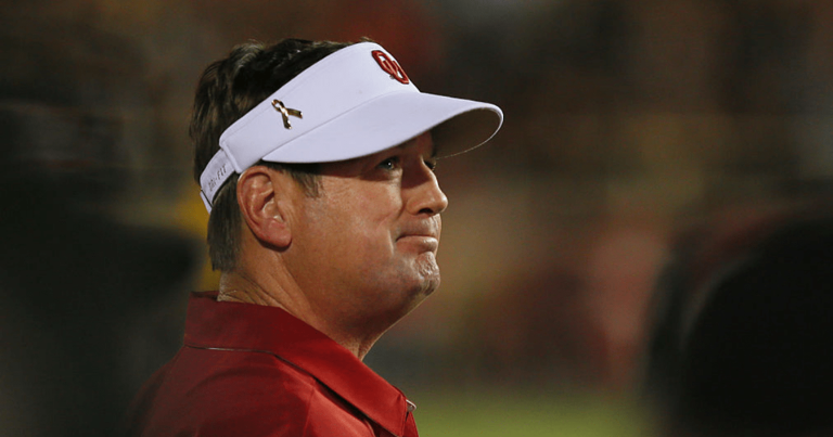 Bob Stoops remembers former Oklahoma QB Patrick Fletcher after death