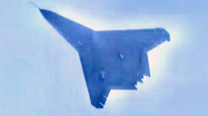 China's Shenyang Stealth Fighter Seen from the Closest Angle Yet in a ...