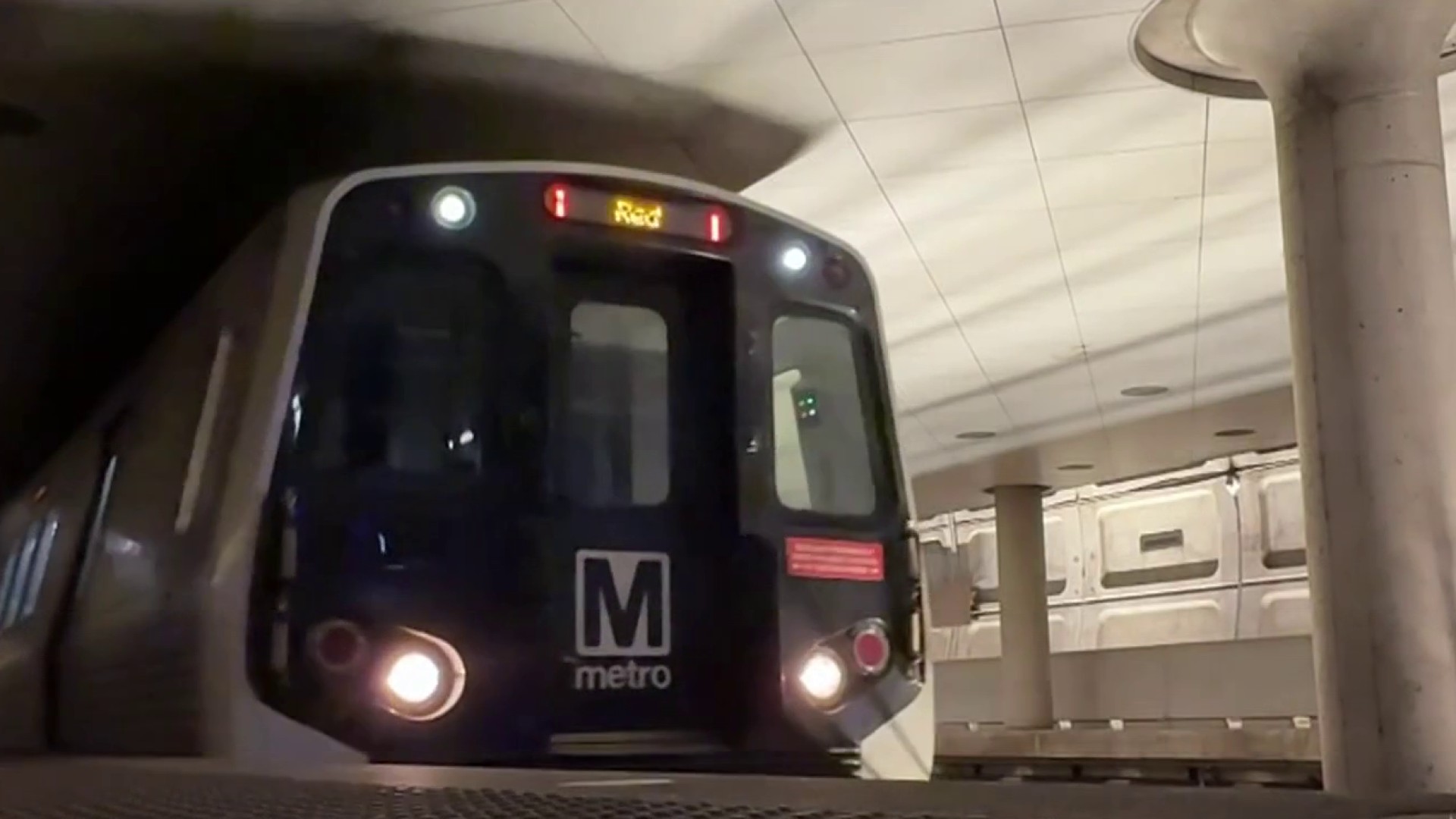 Automatic trains ‘cannot be relied upon' amid station overruns on Red ...