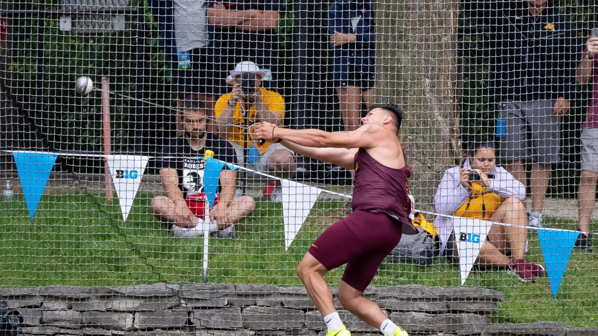 Gophers Men’s Track and Field Ranked #2 in Nation