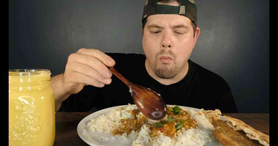 ASMR Chicken Curry, Mango Lassi, Rice, Naan Bread & Cucumber Raita ...