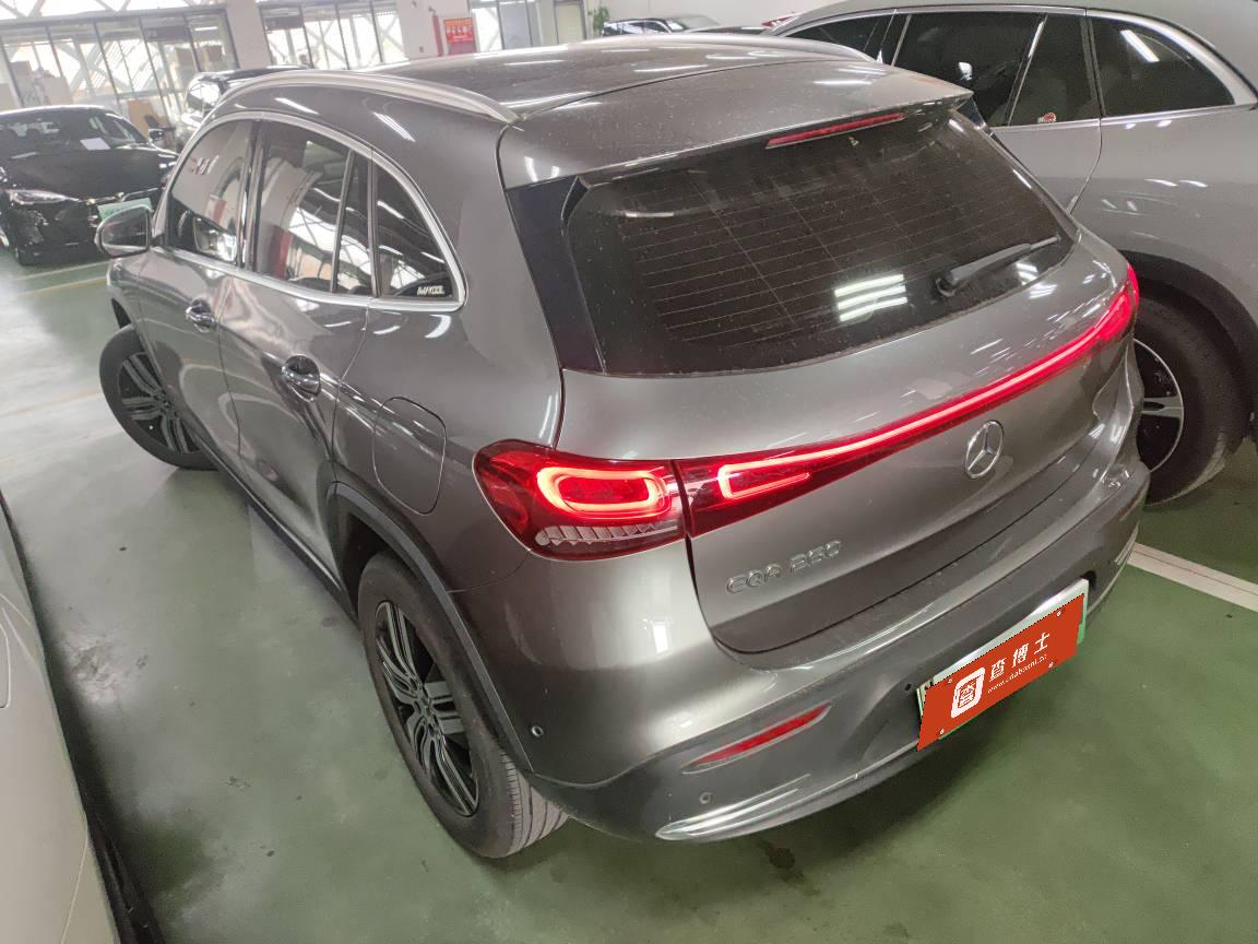 奔驰 奔驰EQA 2022款 EQA 260实拍图
