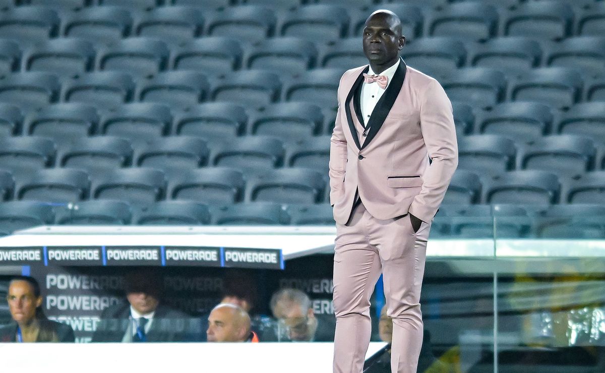 Los mejores memes del look de Segundo Castillo en River vs. Barcelona ...