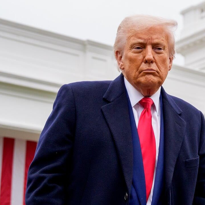 Judge rules for Associated Press in White House access dispute