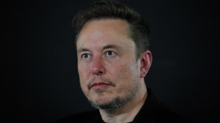 ‘Truly a moron': Elon Musk launches war of words against Trump trade ... ‘Truly a moron': Elon Musk launches war of words against Trump trade ...