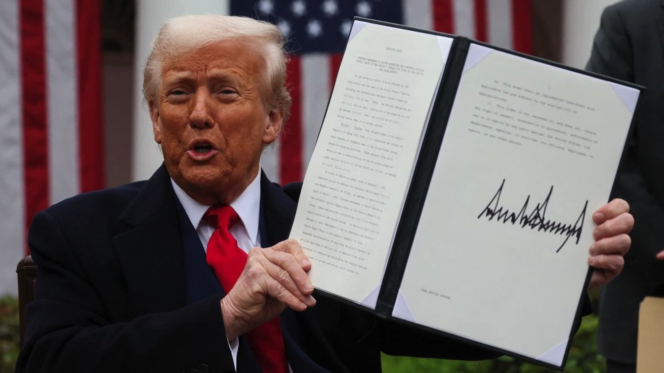 Trump believes iPhone manufacturing could move to the US