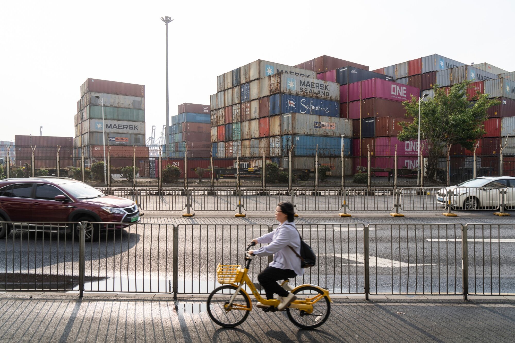 How Tariffs Work: Who Pays, Who Collects, and Why They Increase Prices