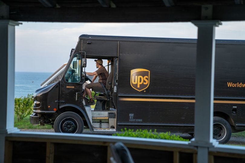 All UPS systems at Illinois branch down as customers say packages are ...