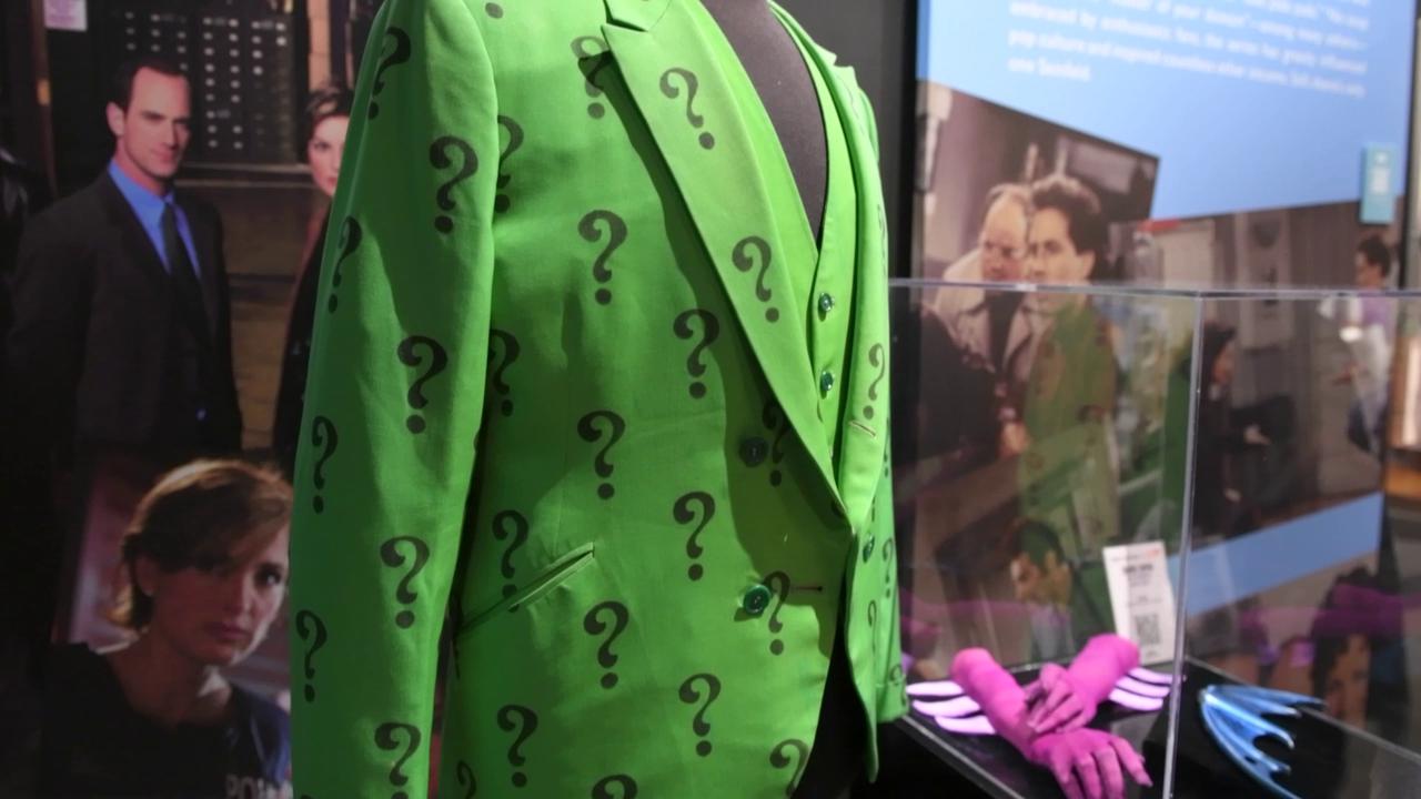 The Riddler (Frank Gorshin) Pilot and Movie-Worn Riddler Suit Jacket ...
