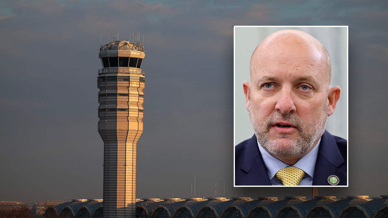 Head of FAA's Air Traffic Organization Tim Arel resigning after 40 ...