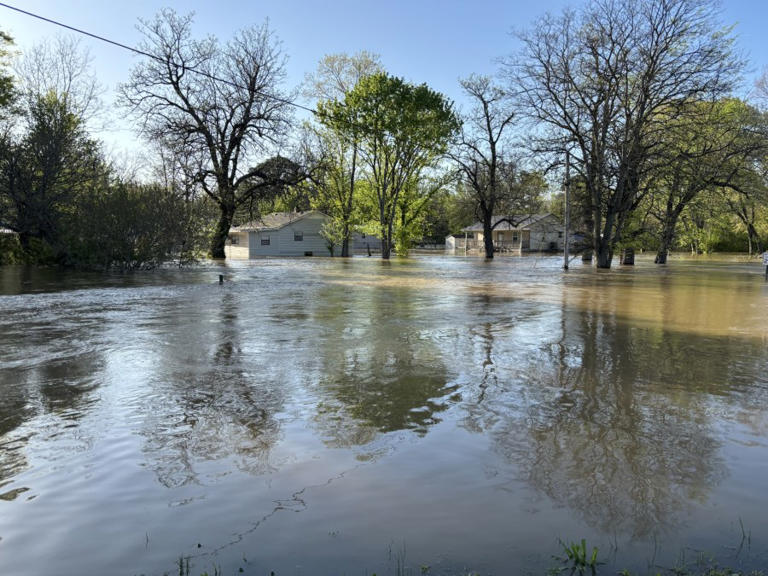 Over 40 homes evacuated due to South Dyersburg flooding