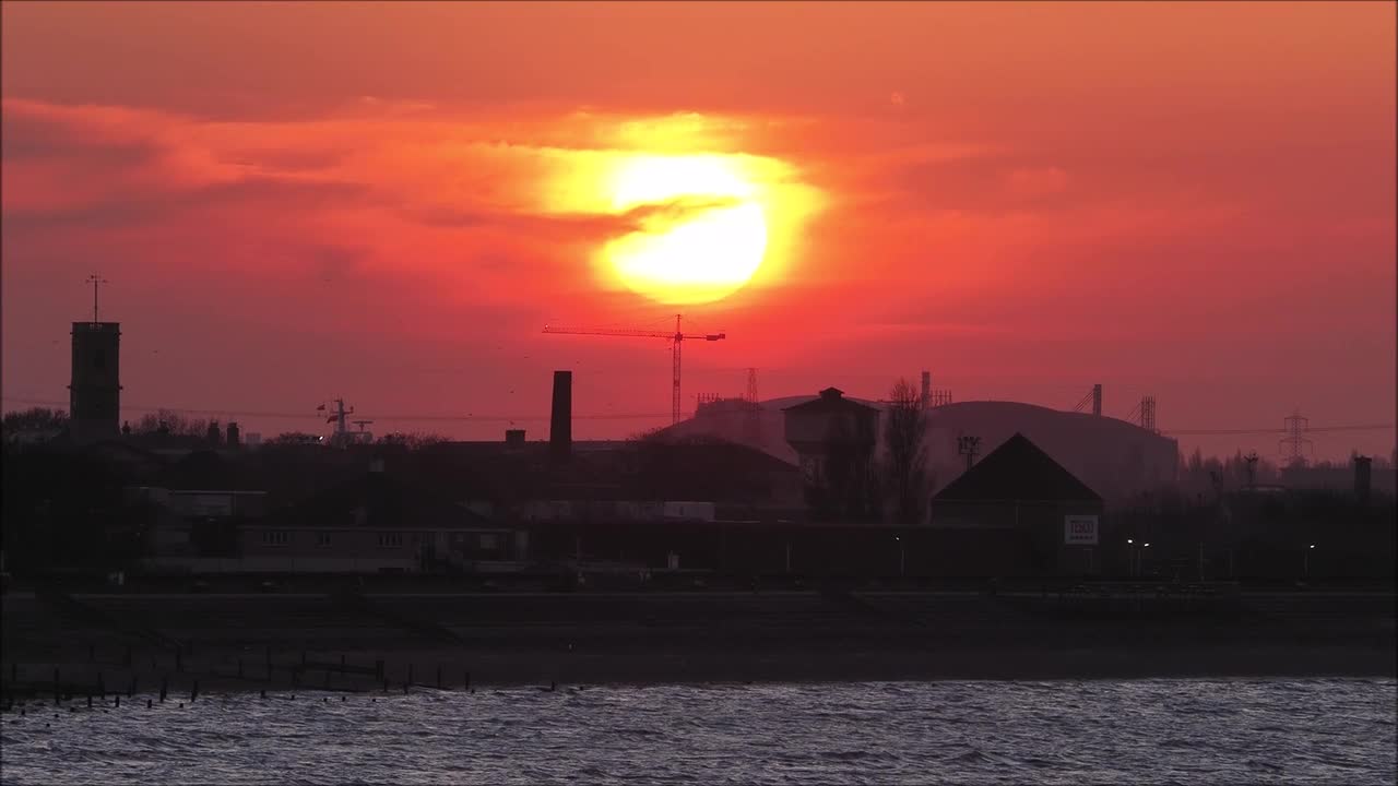 Vivid sunset seen in Kent as Saharan dust cloud hovers over UK