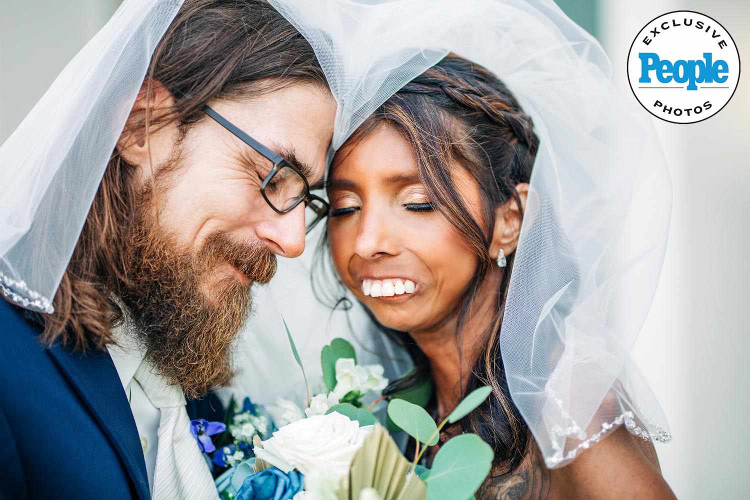 Woman with Rare Autoimmune Disease Has 'Unforgettable' Wedding Thanks ...