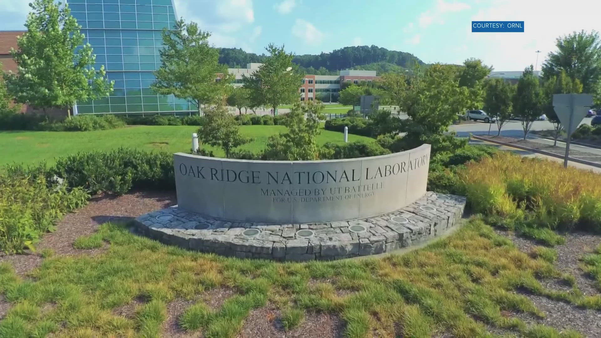 Dept. of Energy eyes Oak Ridge National Lab, 15 other sites for AI data ...