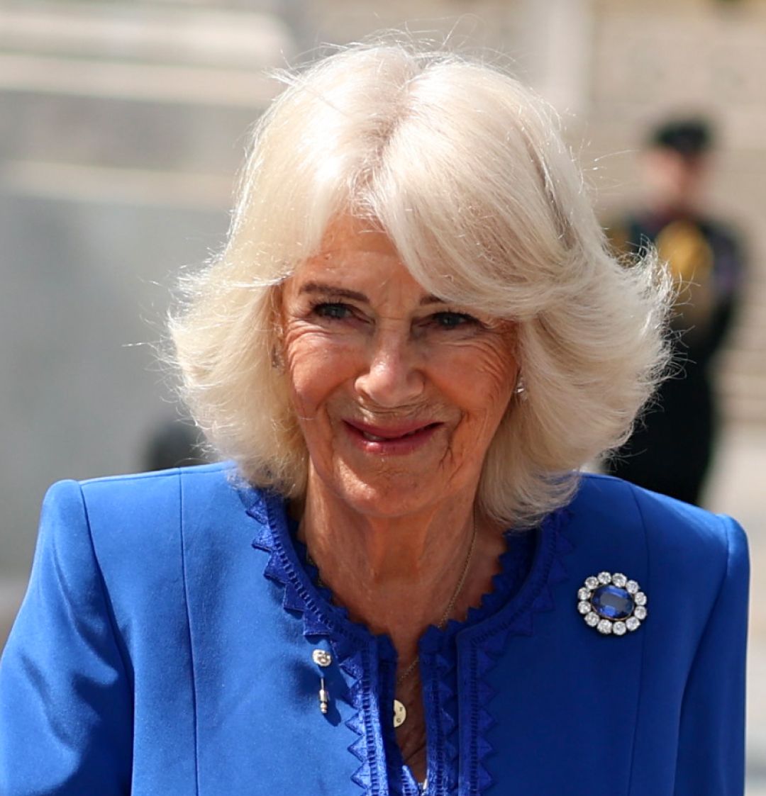 Queen Camilla Dazzles in a $10 Million Brooch With Ties to Queen ...