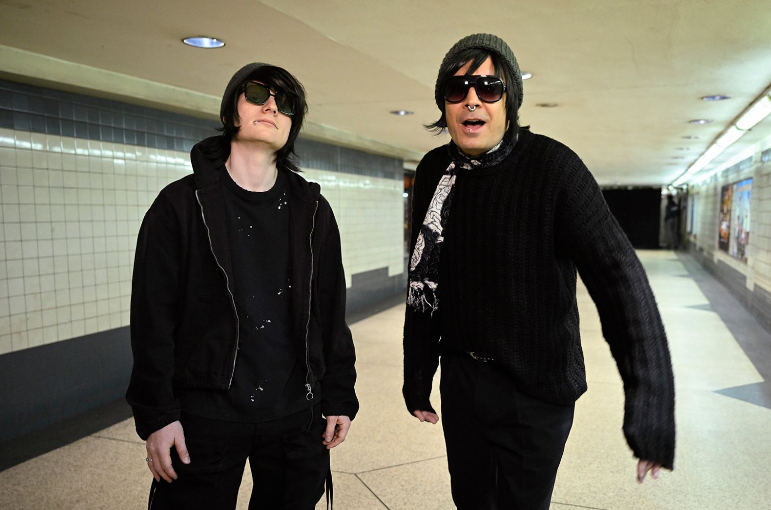 Ed Sheeran & Jimmy Fallon Go Incognito in the NYC Subway for ‘Tonight ...