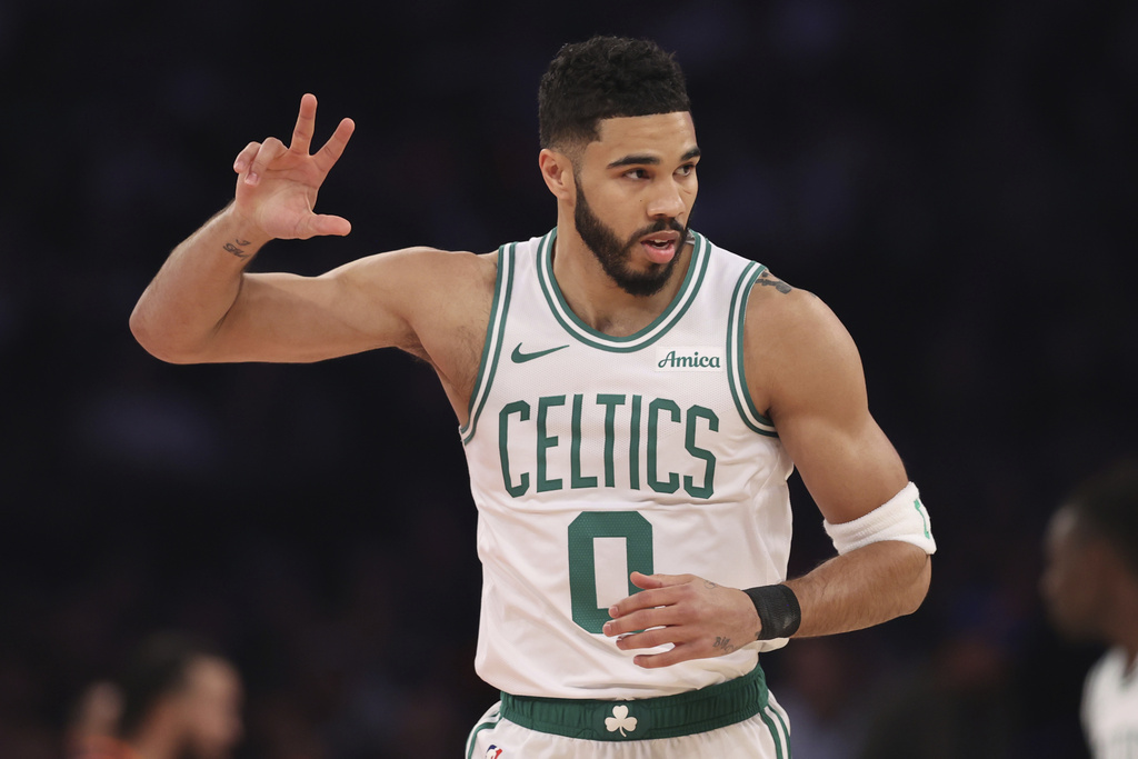 Porzingis and Tatum make big 3-pointers as Celtics beat Knicks 119-117 ...