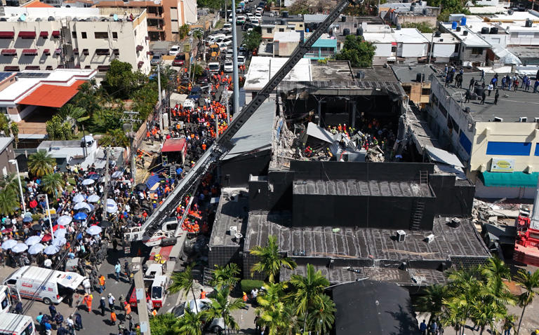 Death toll rises to 98 after Dominican Republic nightclub roof collapses
