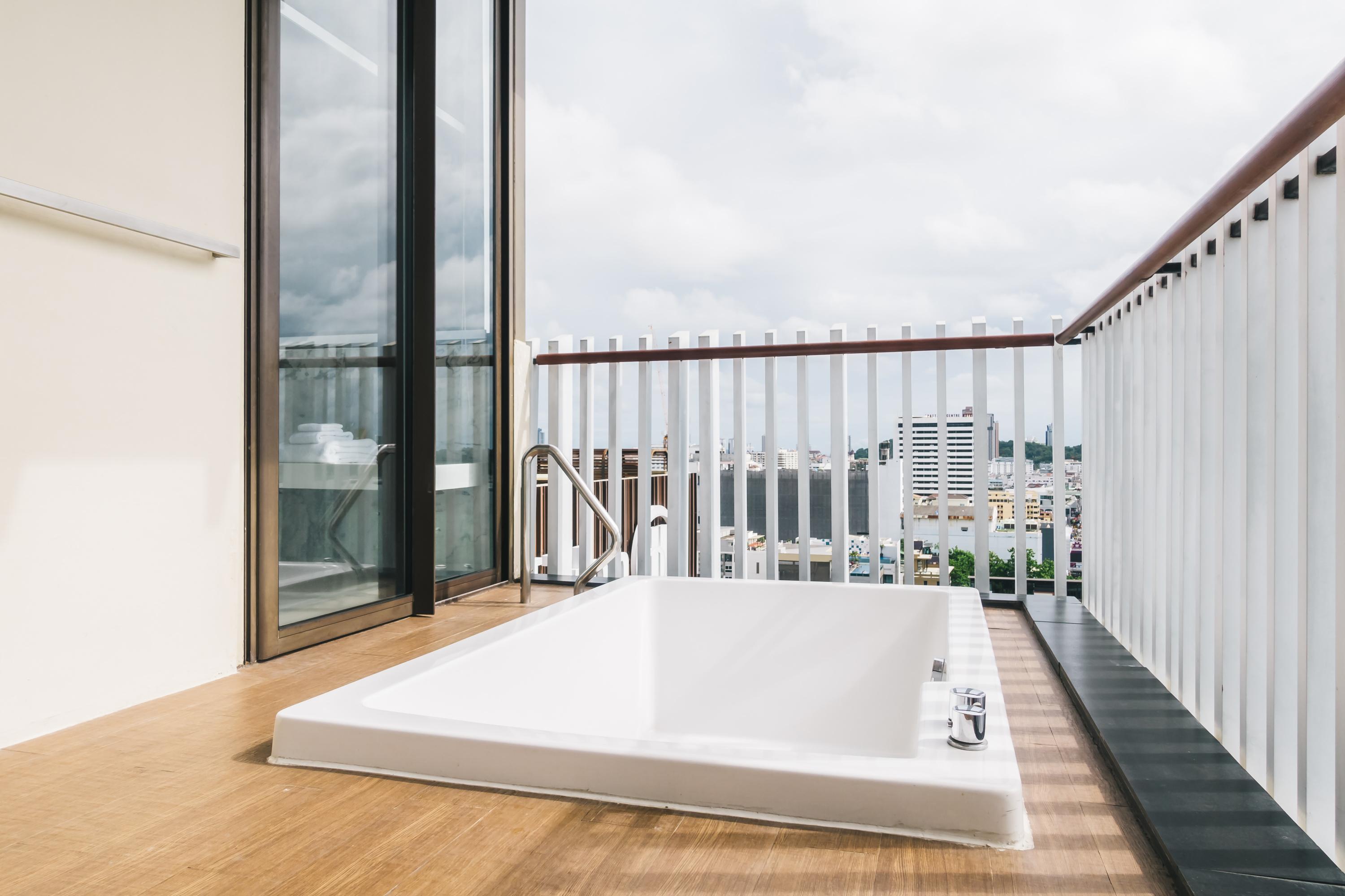 Peut-on installer un jacuzzi sur un balcon