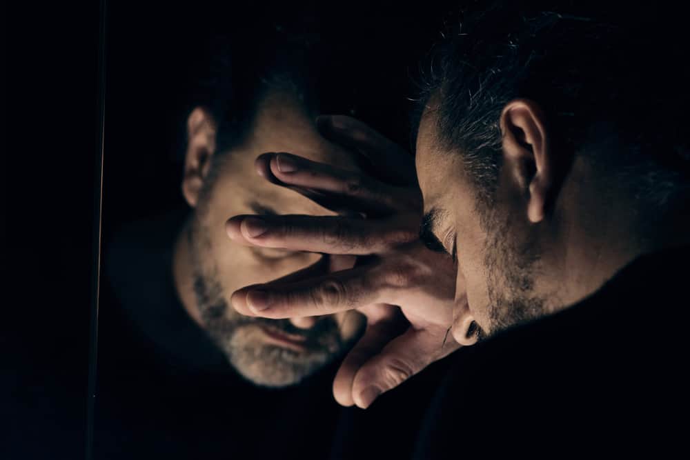 Was passiert, wenn das narzisstische Ego zerbricht: 11 deutliche Hinweise