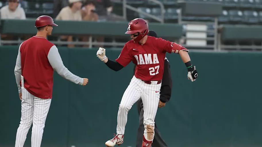 Staton's Home Run Gives Alabama Baseball Late Lead in Midweek Win Over UAB