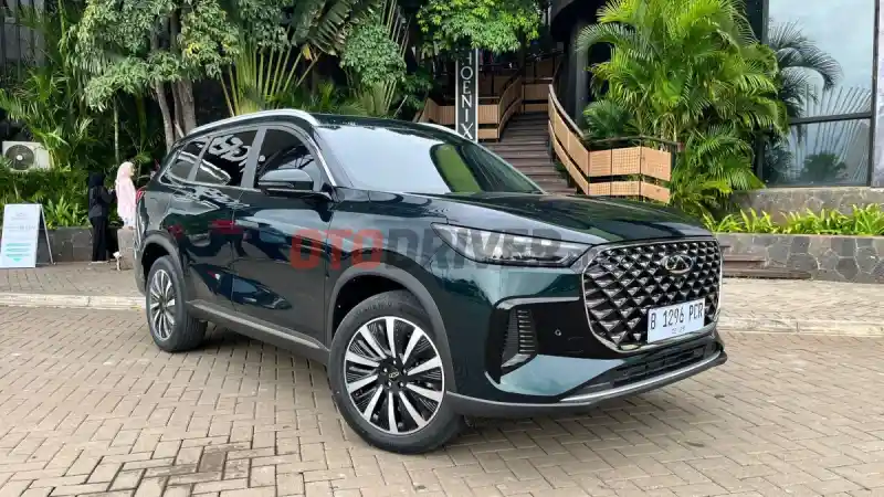 Plus-Minus Chery Tiggo 8 CSH Alias Plug-in Hybrid