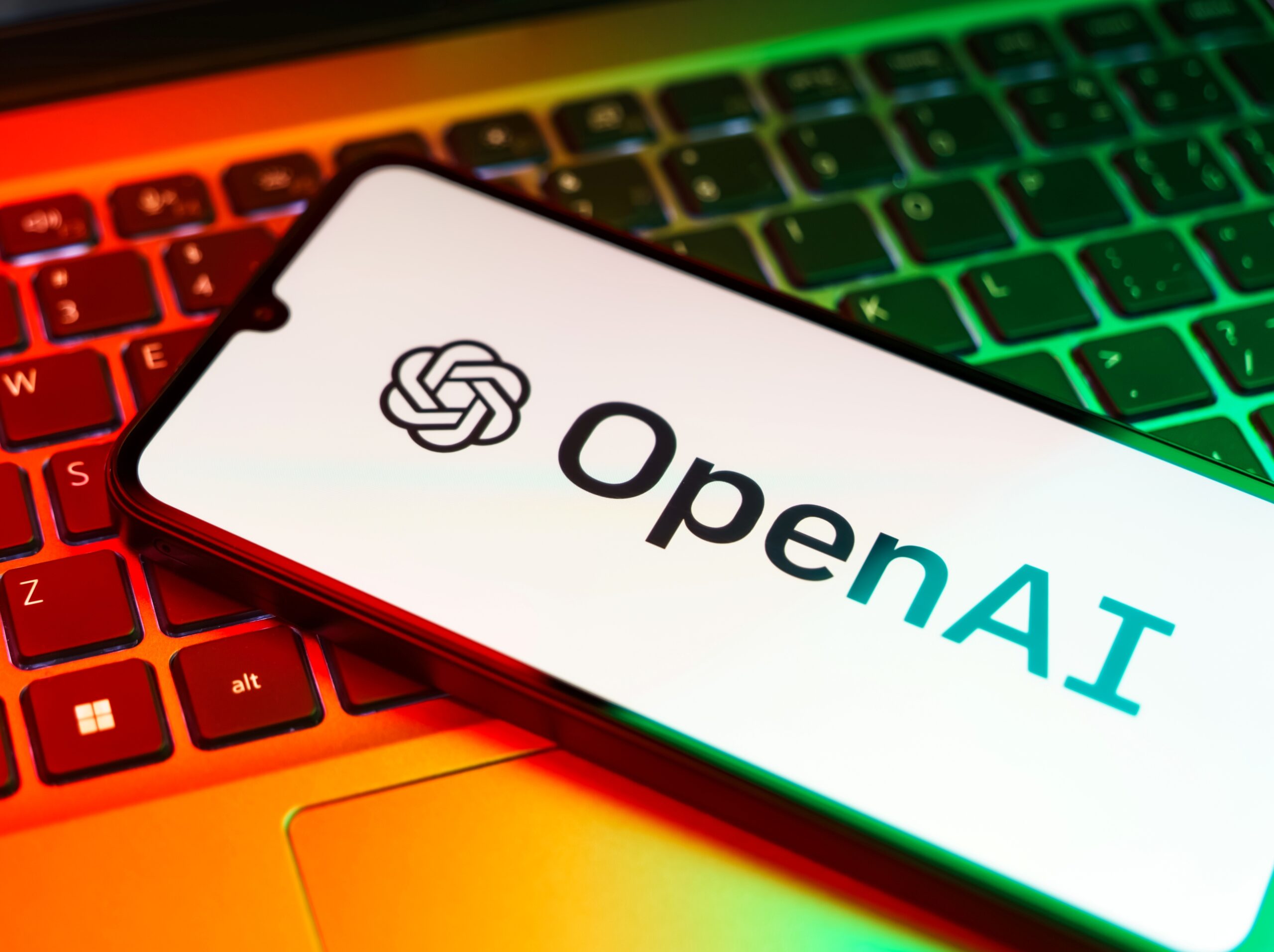 OpenAIが「SNS市場」に参戦へ！アルトマン、X潰しに本気