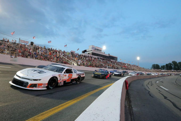 NASCAR Legend Mike Chase Passes Away at 86, Leaves Behind Hall of Fame ...