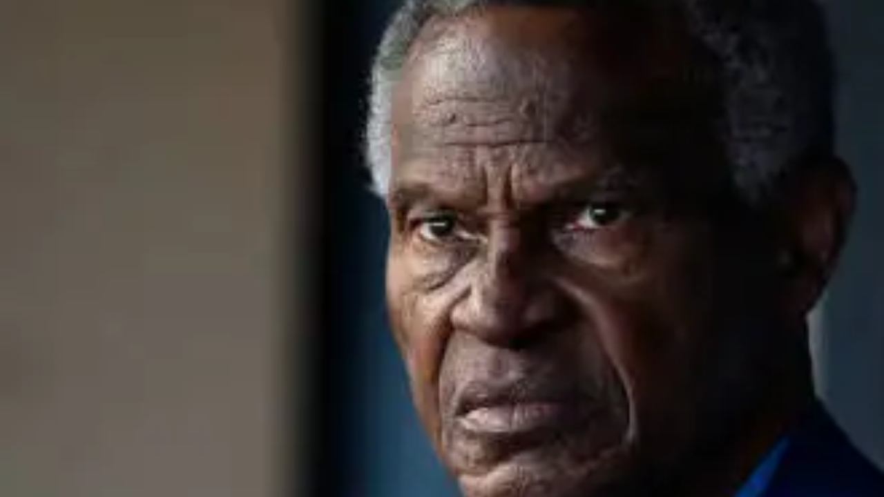 “Dad is doing well”- MLB legend Manny Mota’s son Jose Mota shares a ...