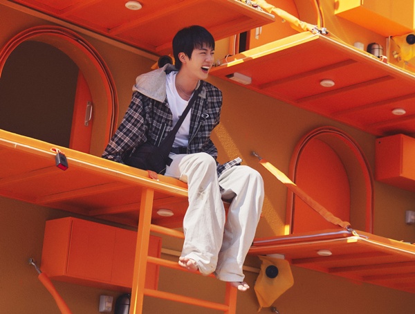 기안84·BTS 진·지예은이 해냈다…'대환장 기안장' 글로벌 TOP 10 입성