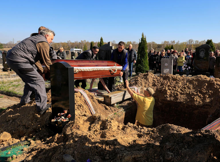 Ukraine-Russia war latest: Trump ‘slashes Kyiv repayments bill’ to open ...