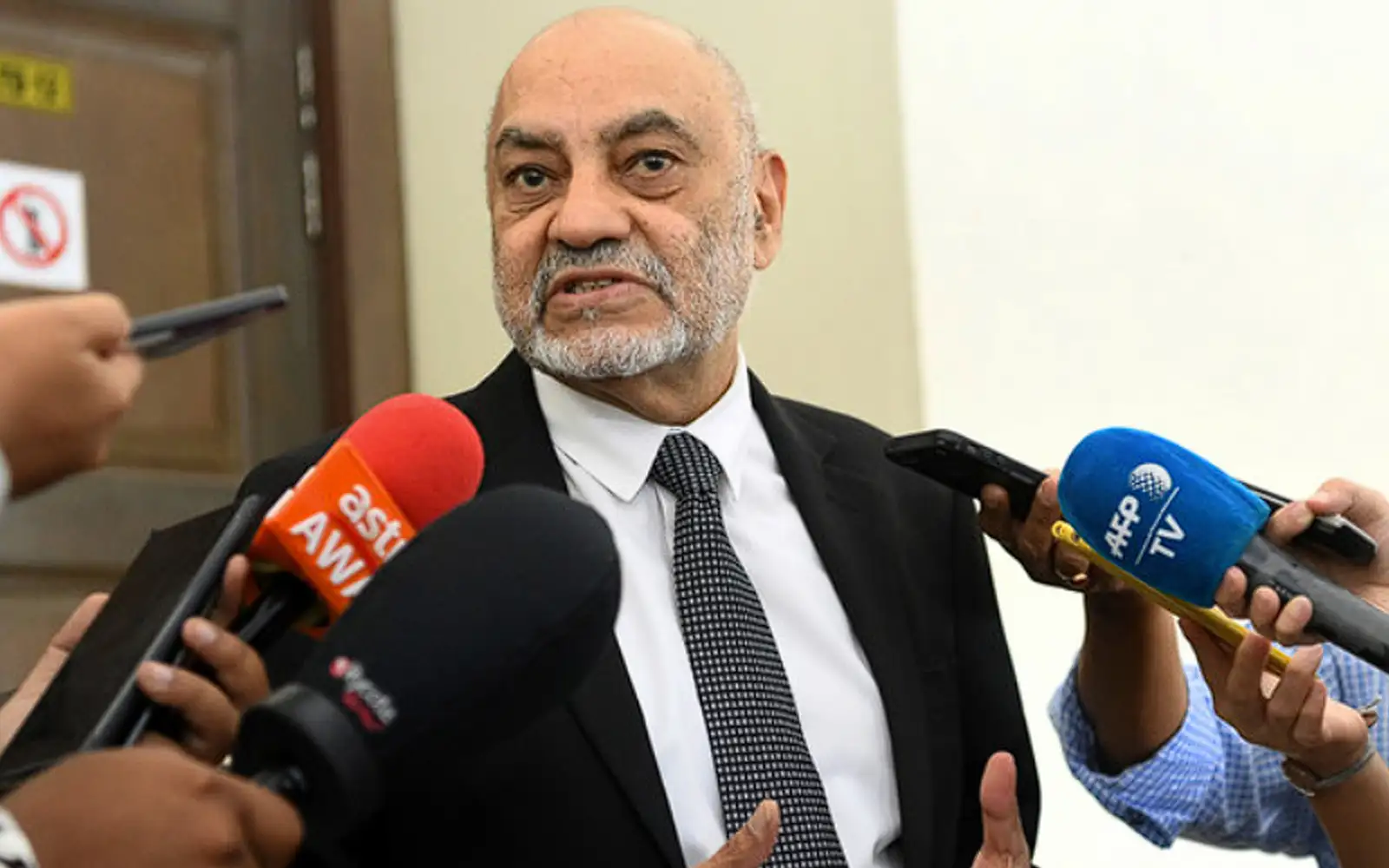 5 days’ prior notice before assembly unreasonable, apex court hears