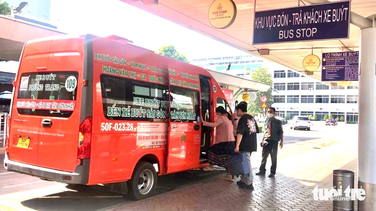 Lễ 30-4, xe buýt và metro ở TP.HCM hoạt động thế nào?