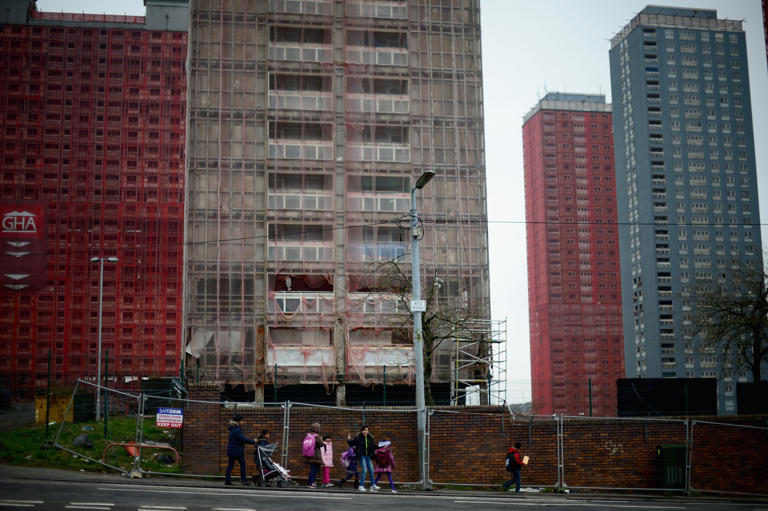 Red Road Flats: A tour around Glasgow's most controversial high rises ...