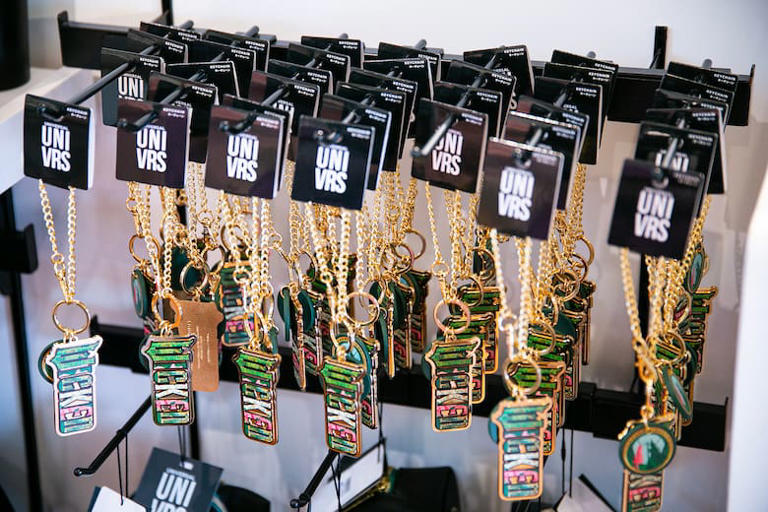 【USJ】14年ぶりに魔女が帰ってきたで〜！今だけの「ウィキッド」を体験