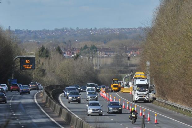 M4 to close in both directions as drivers to be hit by delays