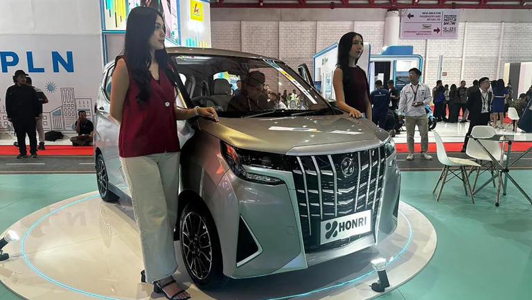 Spesifikasi dan Harga Mobil Honri Boma EV yang Mirip Alphard