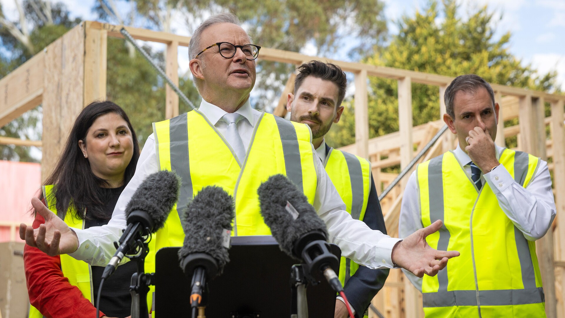 Prime Minister continues to pledge affordable housing on the campaign trail