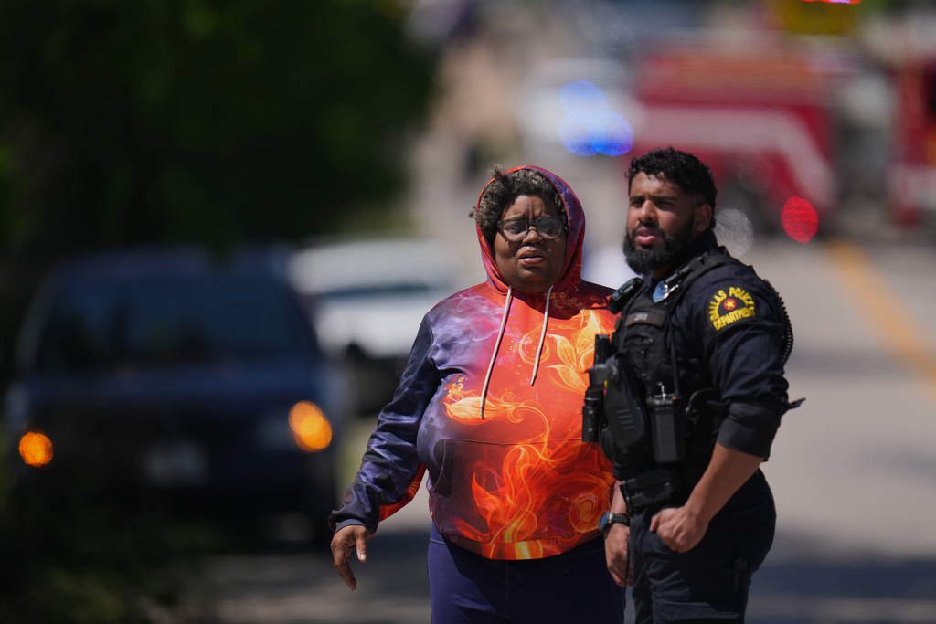Suspect in shooting at Dallas high school is in custody, officials say