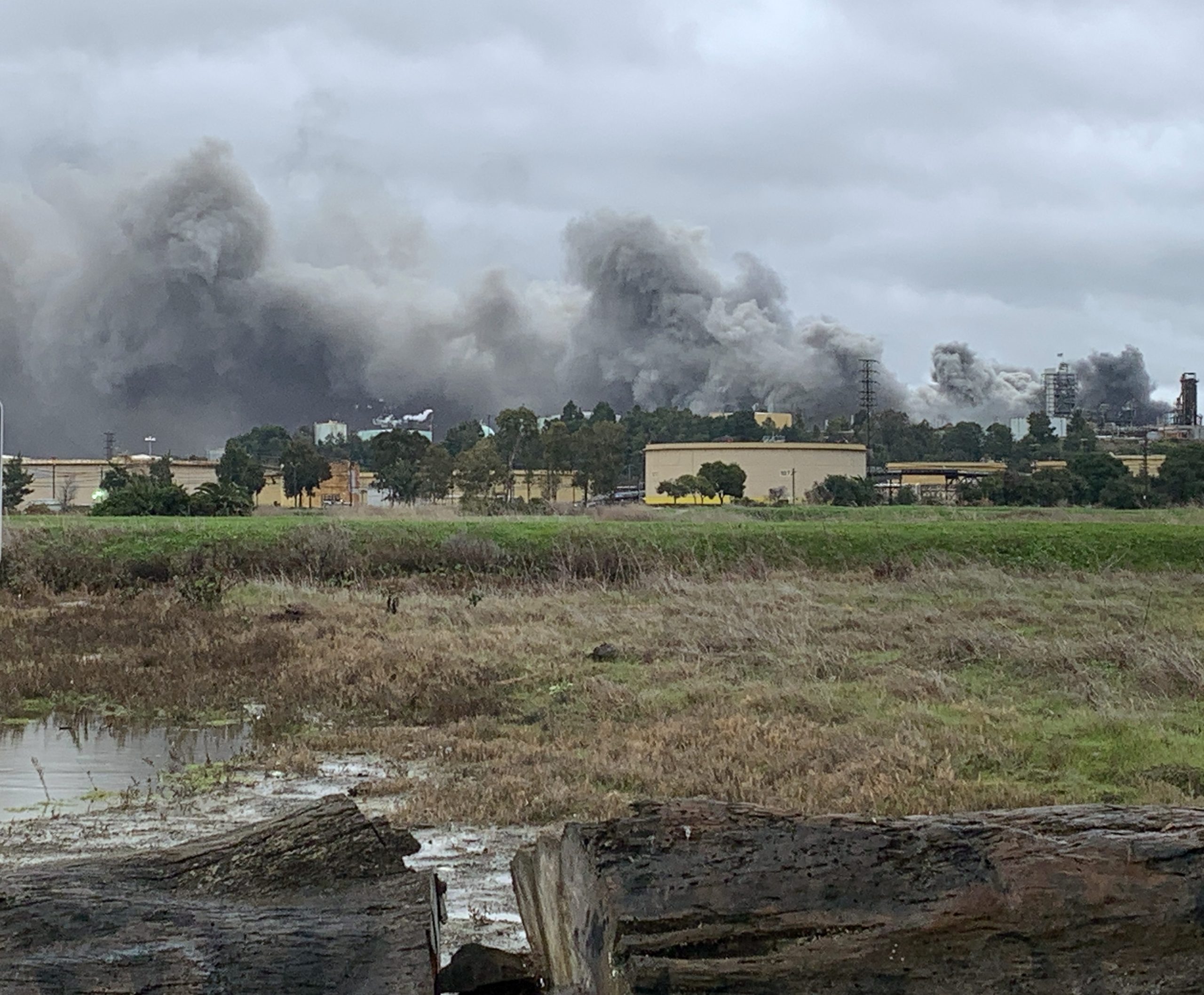 Martinez refinery says flaring may continue through next week as units ...